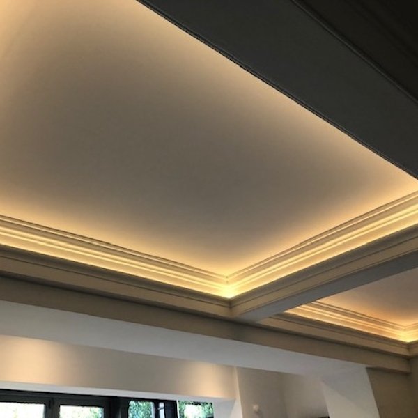 Cornisa tavan iluminat, IL3, polimer dur, 50x32.5x2000mm | Parchet ...